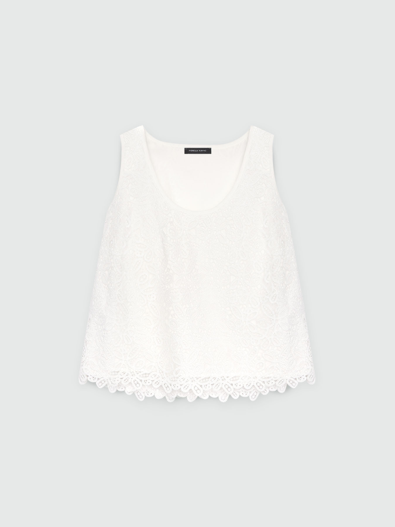 Top de encaje macramé